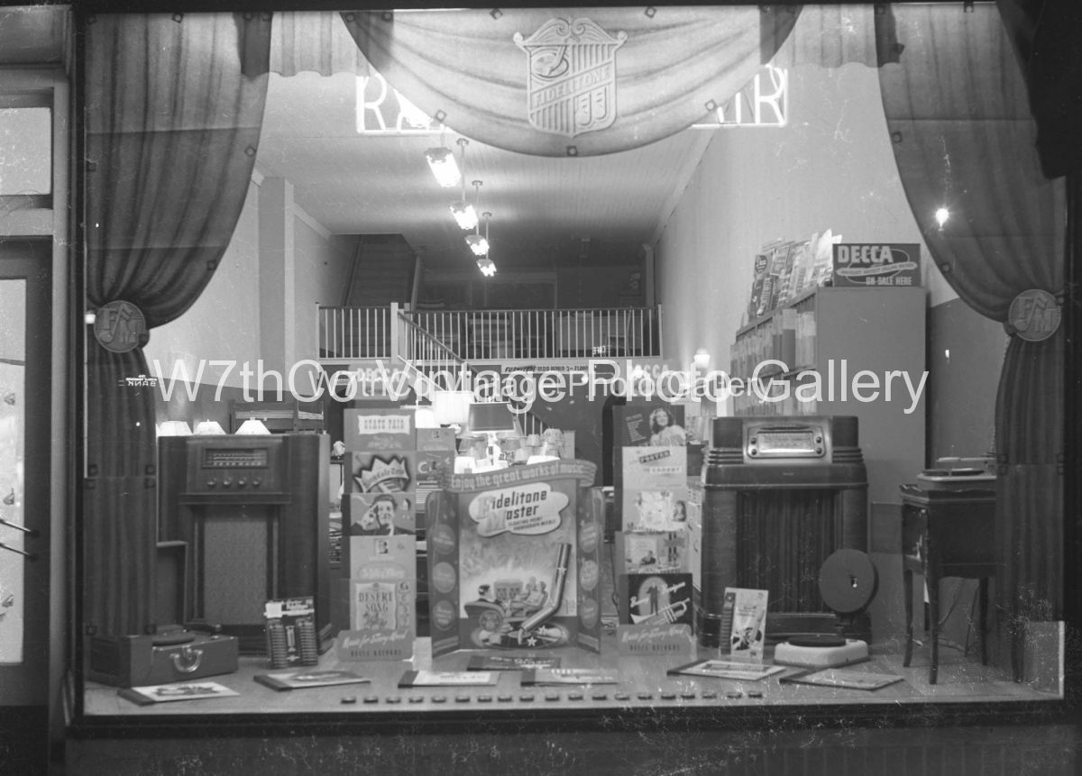 Shops, Stores and Banks | W7thCo Gallery