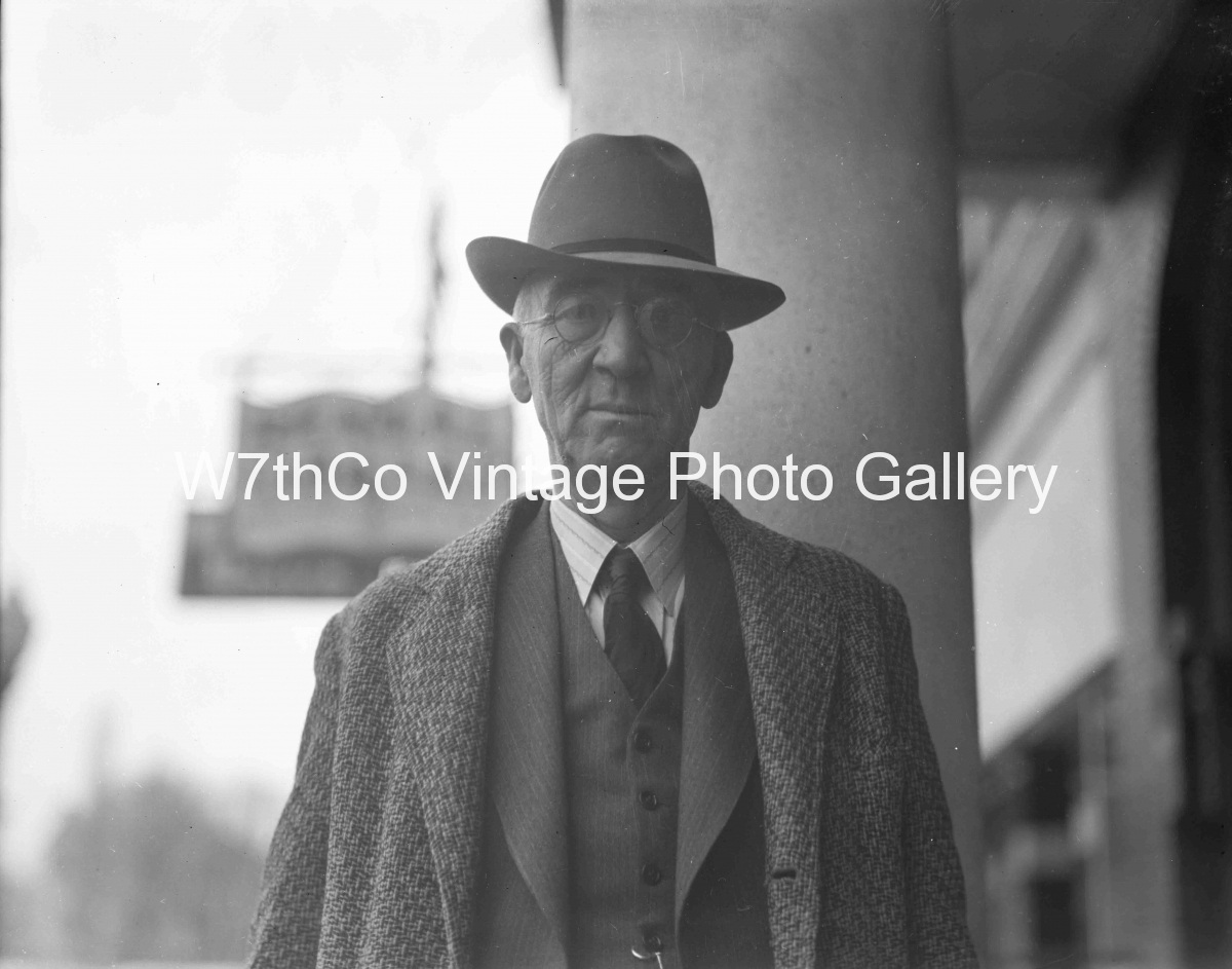 Street Portraits | W7thCo Gallery